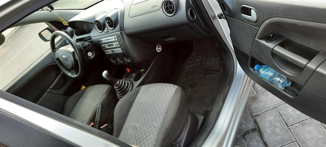Ford fiesta 1,4 nafte ne gjendje shum te mire | Krujë Ford fiesta 1,4 nafte ne gjendje shum te mire | Krujë