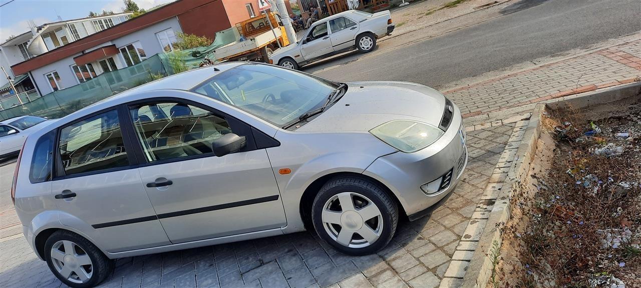 Ford fiesta 1,4 nafte ne gjendje shum te mire | Krujë Ford fiesta 1,4 nafte ne gjendje shum te mire | Krujë